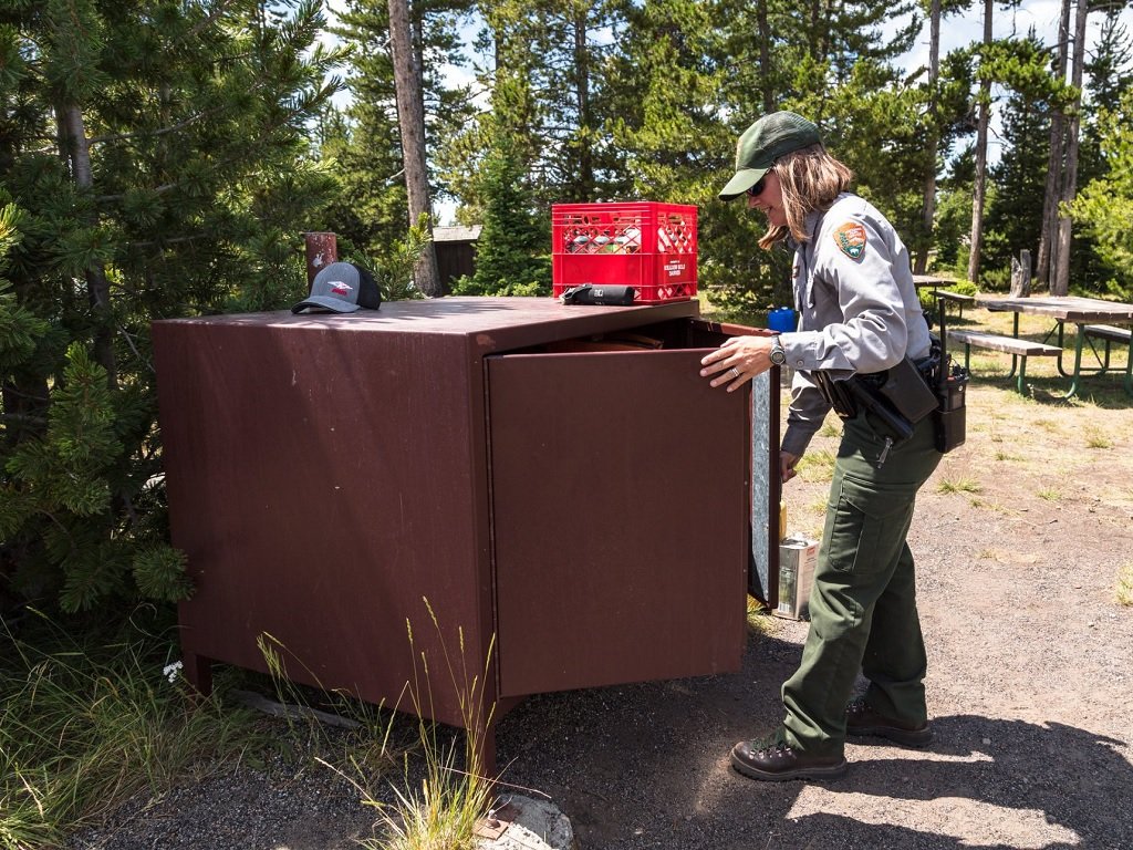 Useful resources for JMT hike - bear boxes, rivers and snow! - HikeIt
